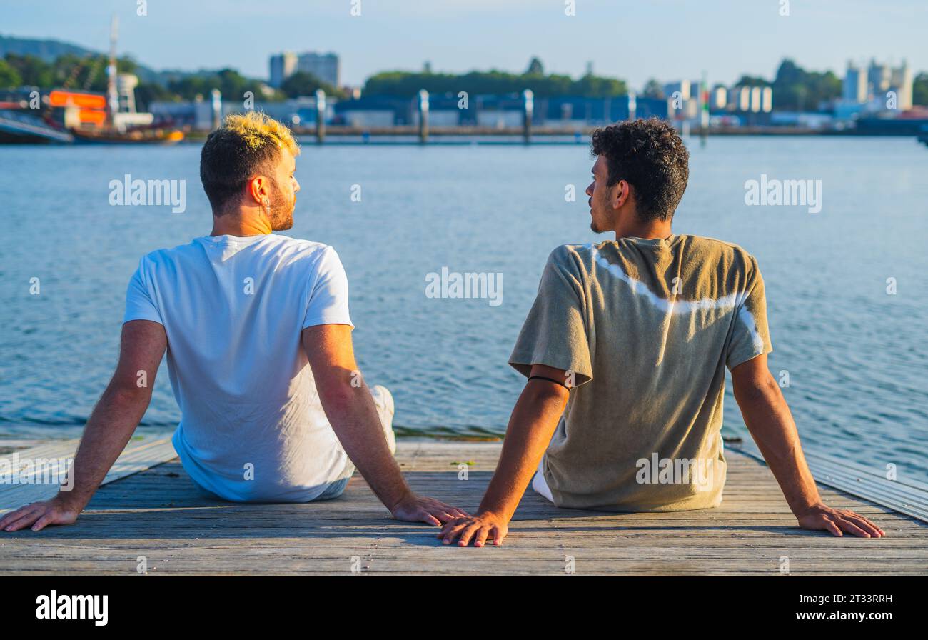 Unaltered couple hi-res stock photography and images - Alamy