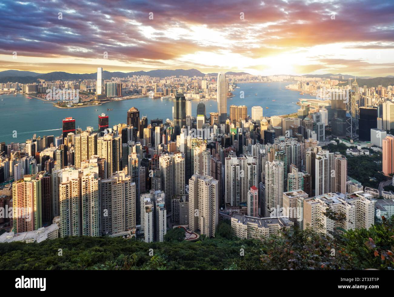 Hong kong skyline panorama hi-res stock photography and images - Alamy