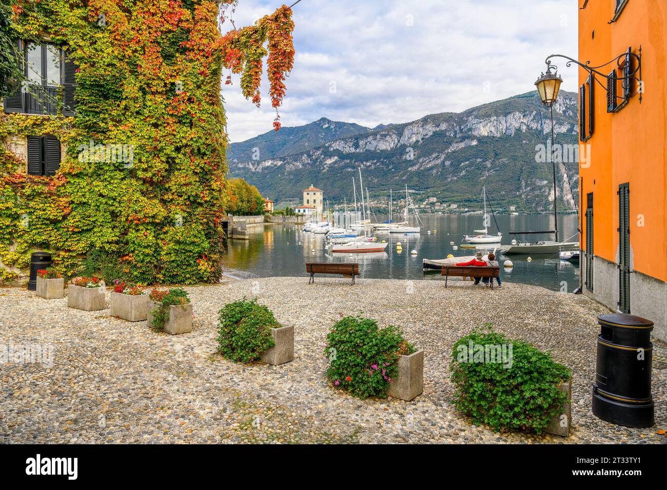 Aerial landscape bellagio village hi-res stock photography and images ...