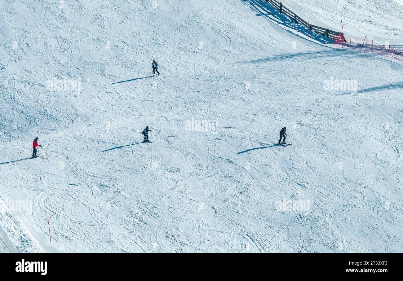 Angle of slope hi-res stock photography and images - Alamy