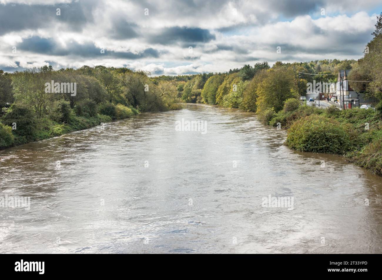 UK weather. Fatfield, 21st October 2023 The river Wear in Fatfield ...