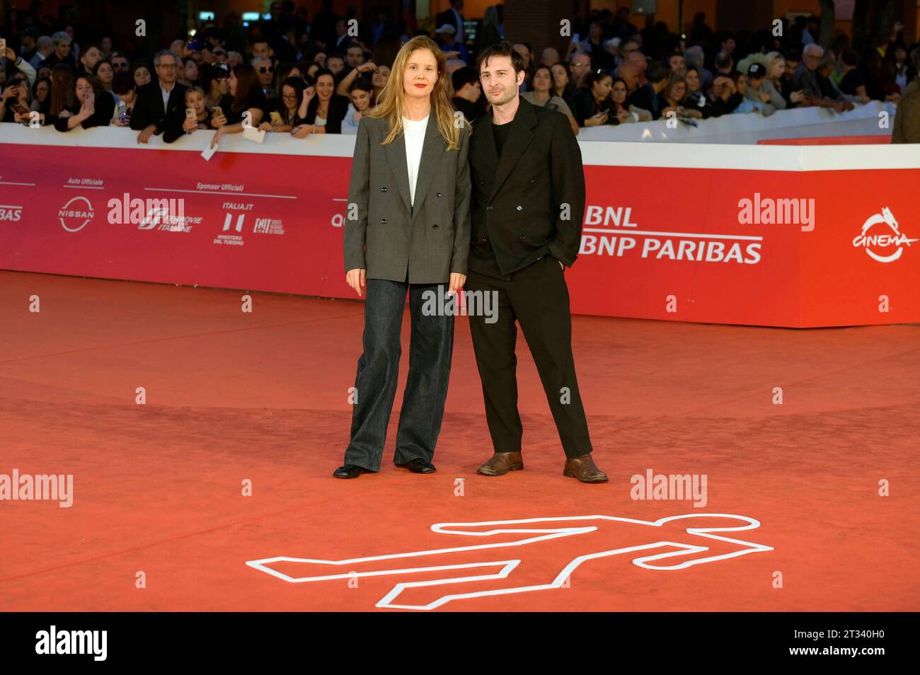 Justine Triet und Arthur Harari bei der Premiere des Kinofilms Anatomie ...