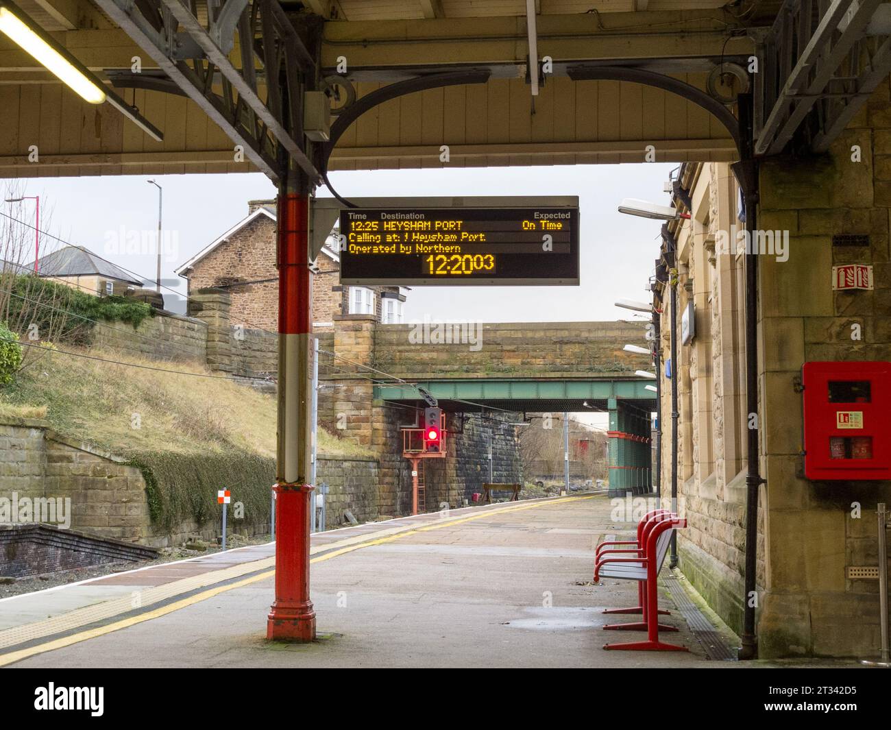 Preston train station Stock Photo - Alamy