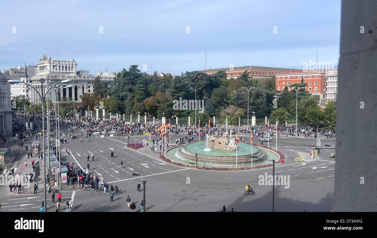 Cibeles square madrid hi-res stock photography and images - Alamy