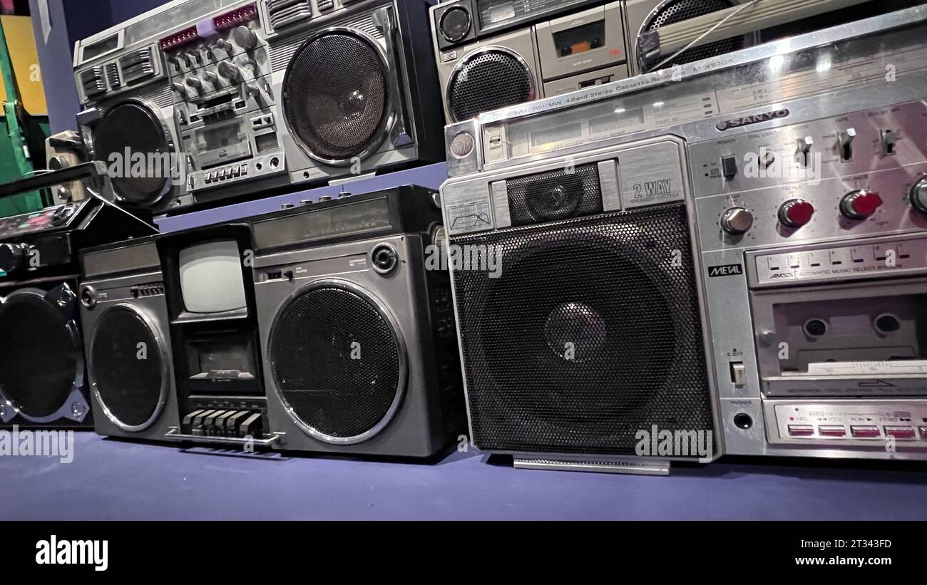 Old cassettes hi-res stock photography and images - Alamy