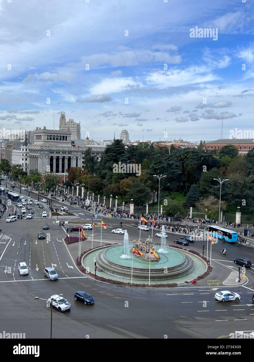 Cibeles square madrid hi-res stock photography and images - Alamy