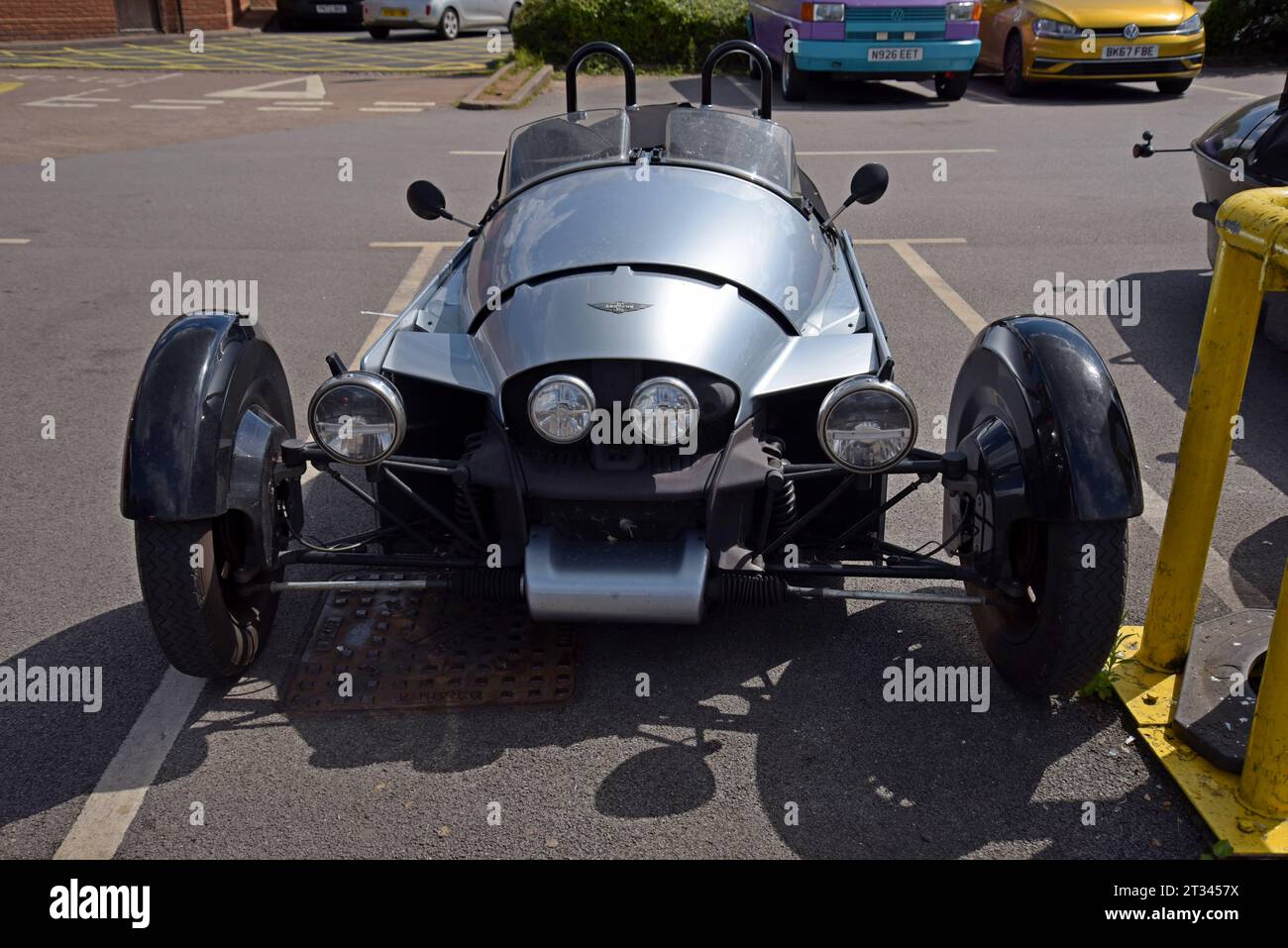 Morgan cars super 3 hi-res stock photography and images - Alamy