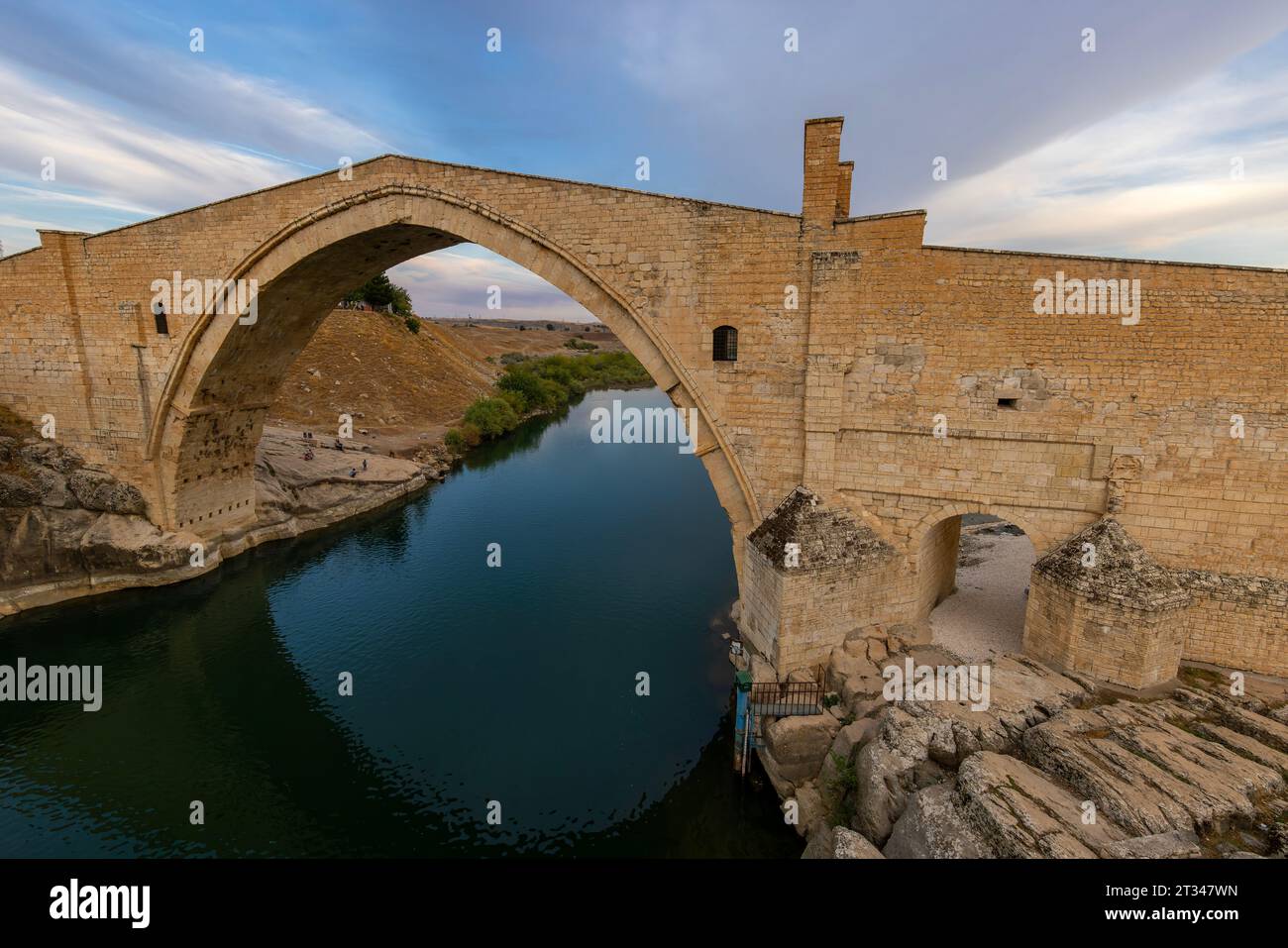 The Malabadi Bridge is an arch bridge spanning the Batman River near ...