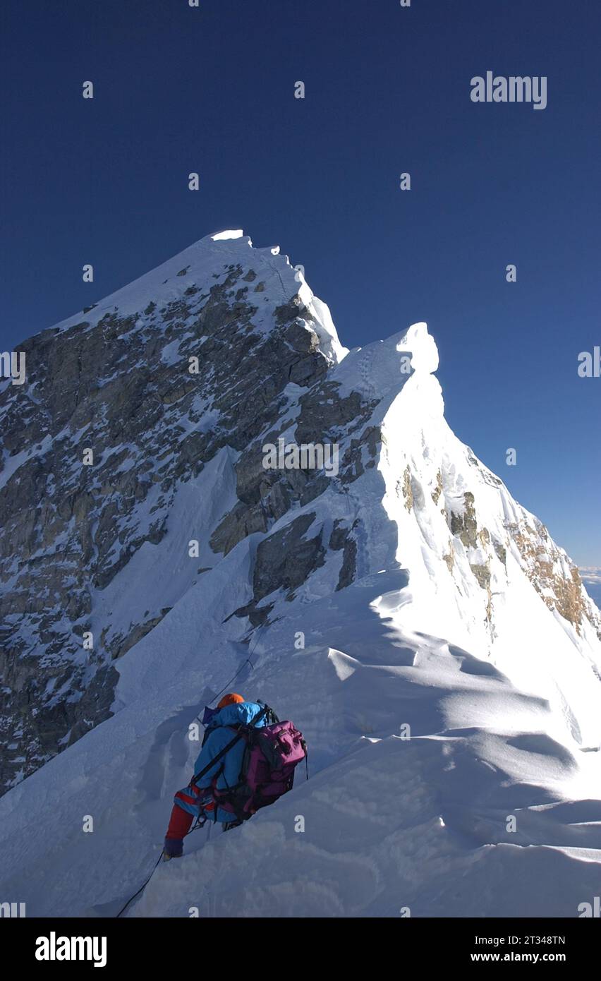 Hillary peak hi-res stock photography and images - Alamy