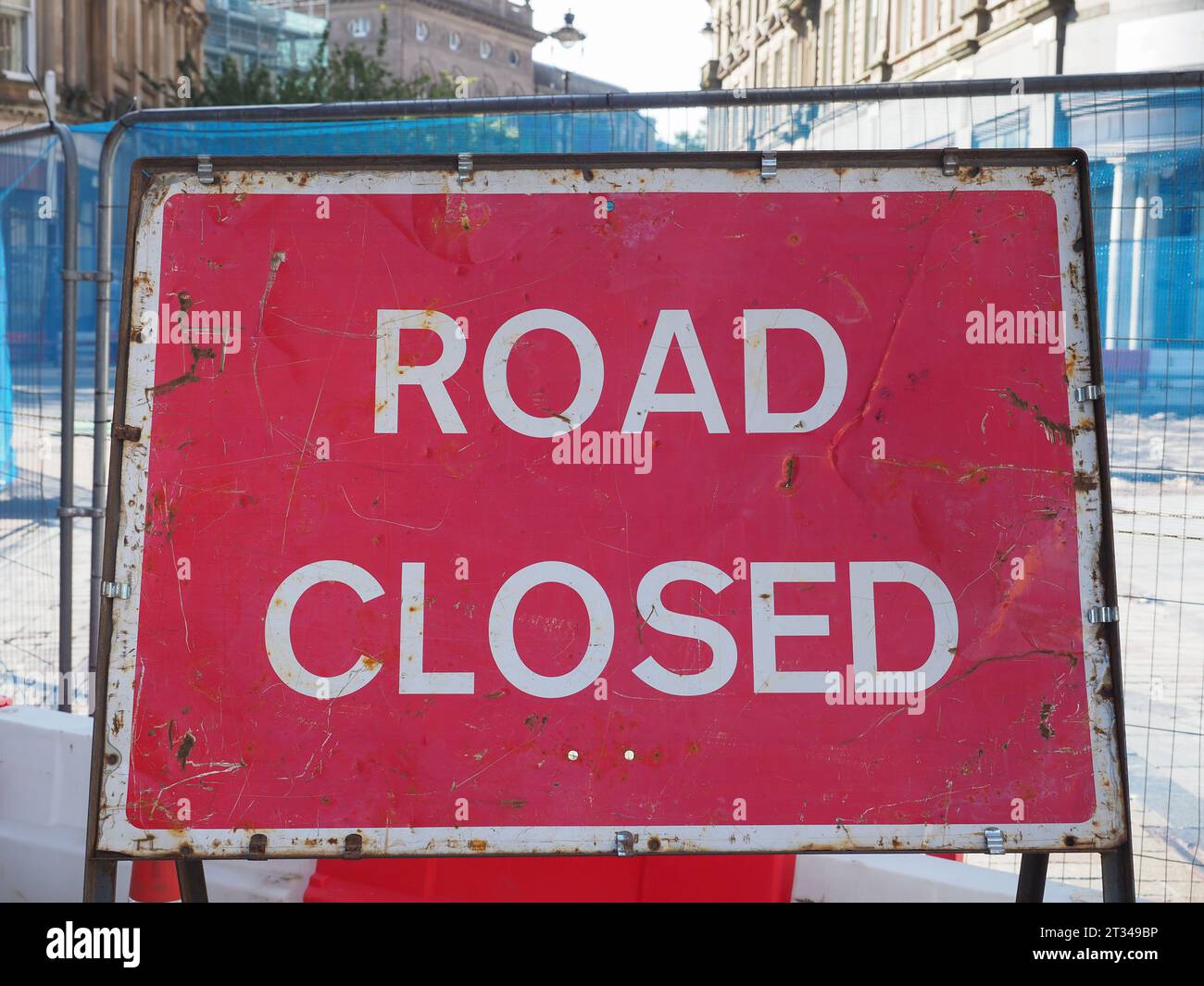 road closed deviation road sign Stock Photo - Alamy