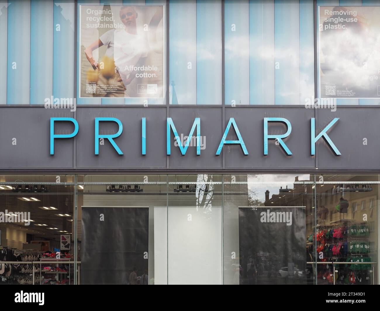 Logo de primark hi-res stock photography and images - Alamy