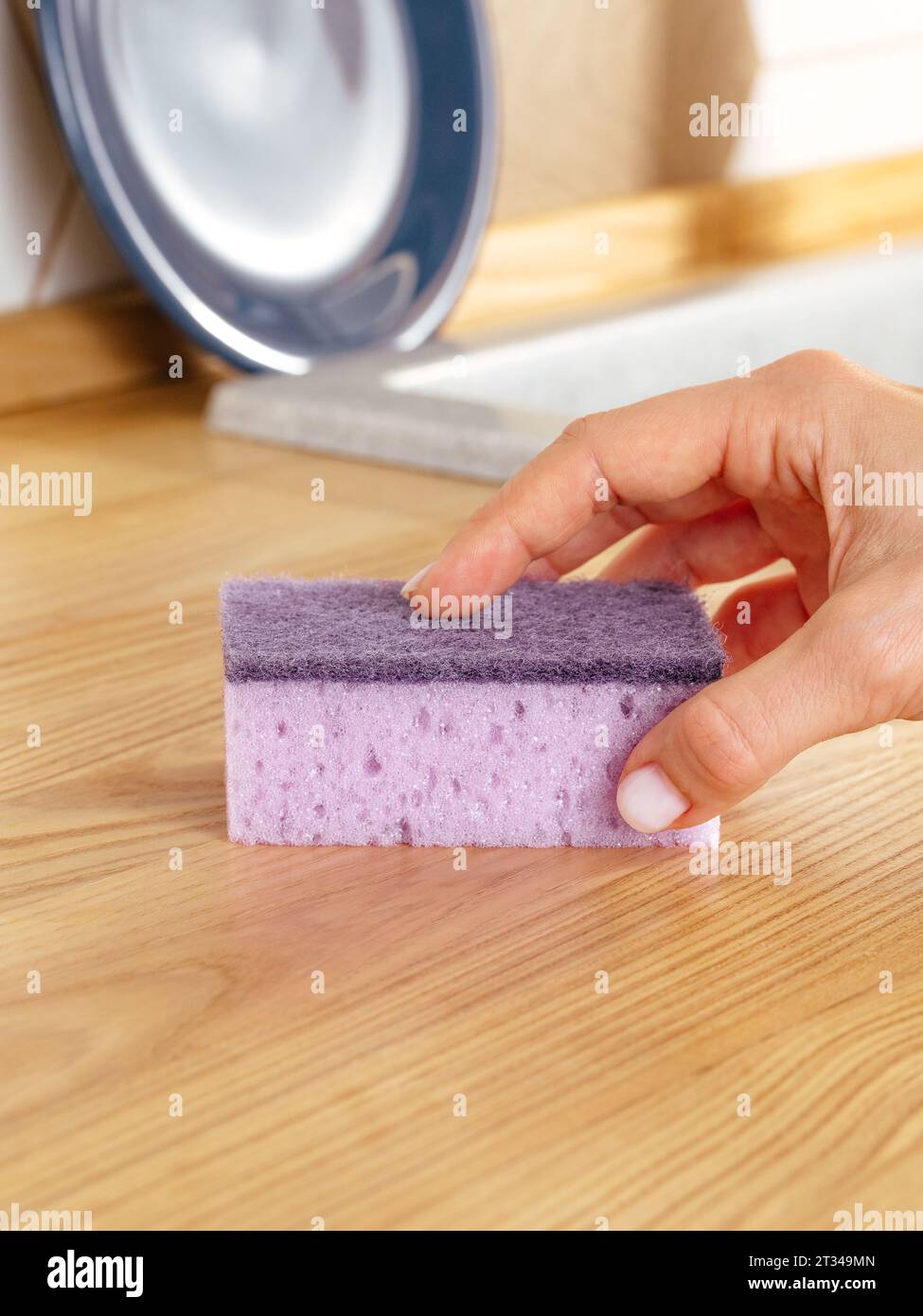 Countertop dish hi-res stock photography and images - Alamy