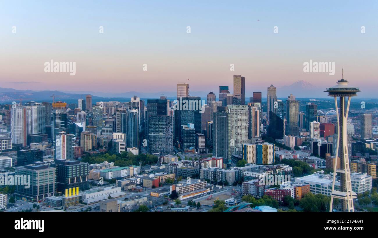 Seattle wa skyline sunset hi-res stock photography and images - Alamy