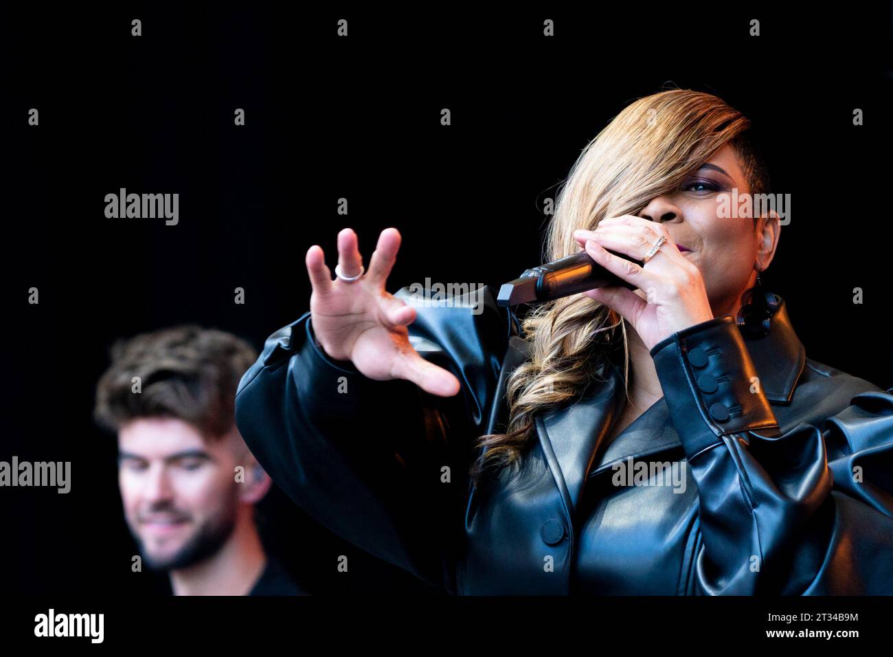 The British singer Gabrielle performing at the Eden Sessions in ...