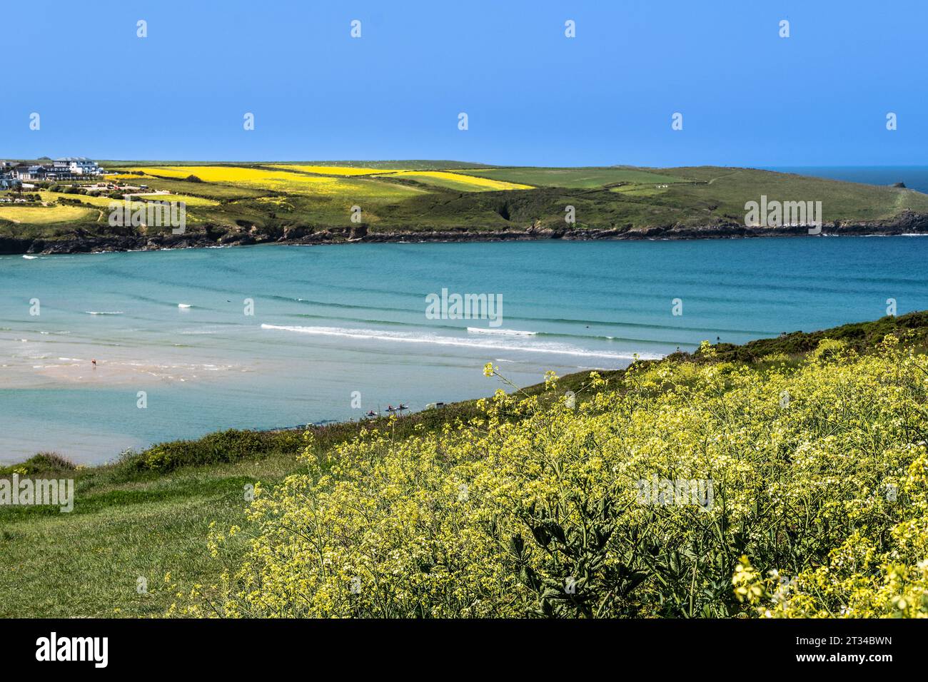 Incoming tide at the spectacular Crantock Beach seen from Pentire Point ...