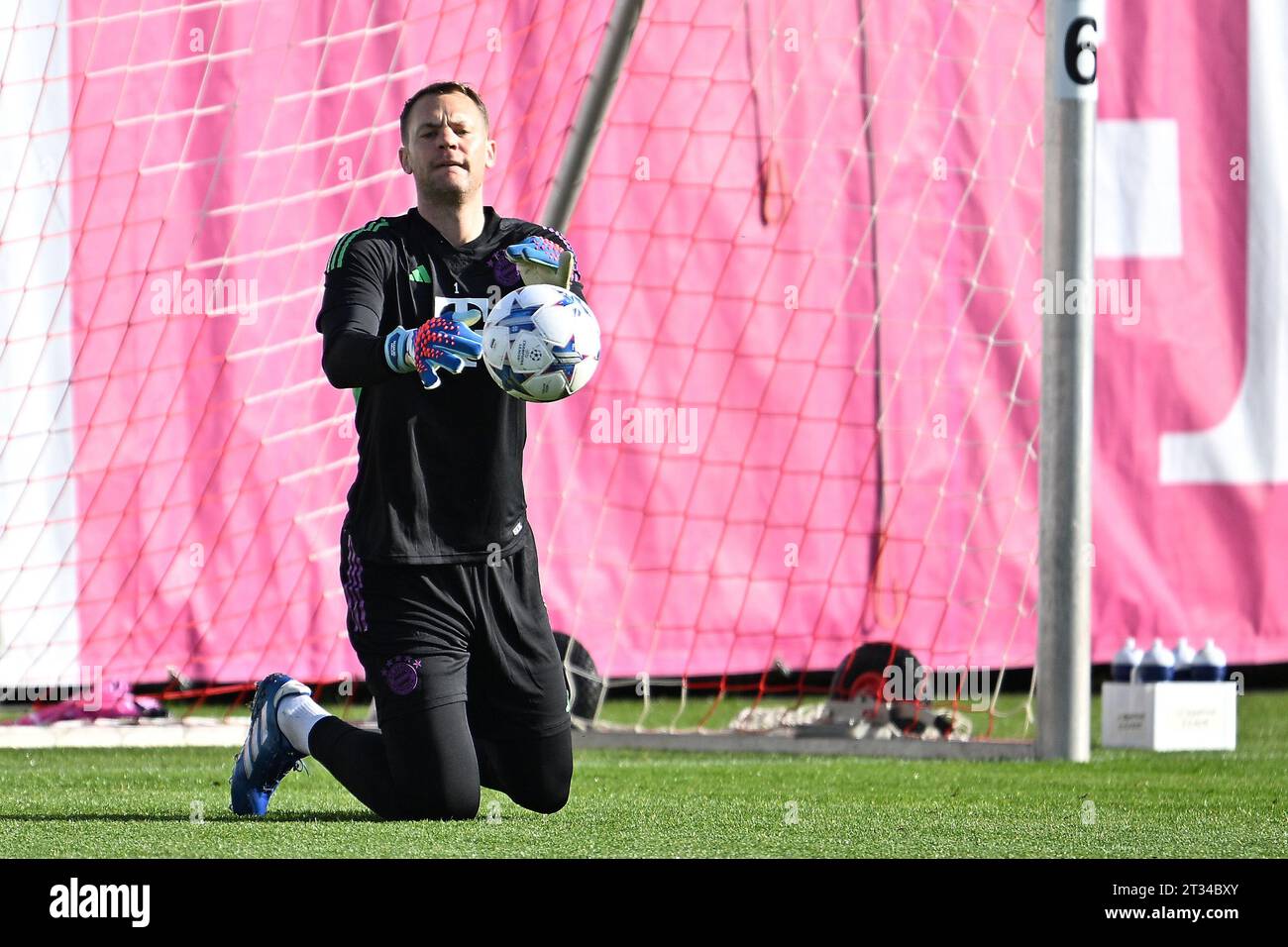 Munich, Germany. 23rd Oct, 2023. Goalkeeper Manuel Neuer in action ...