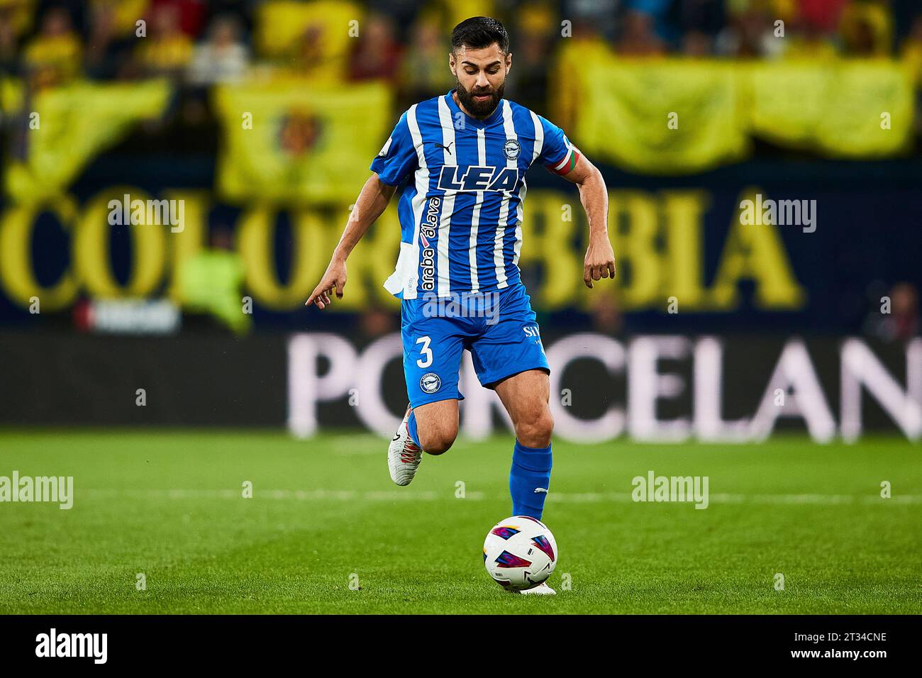 Ruben Duarte of Deportivo Alaves in action during the LaLiga EA Sports ...