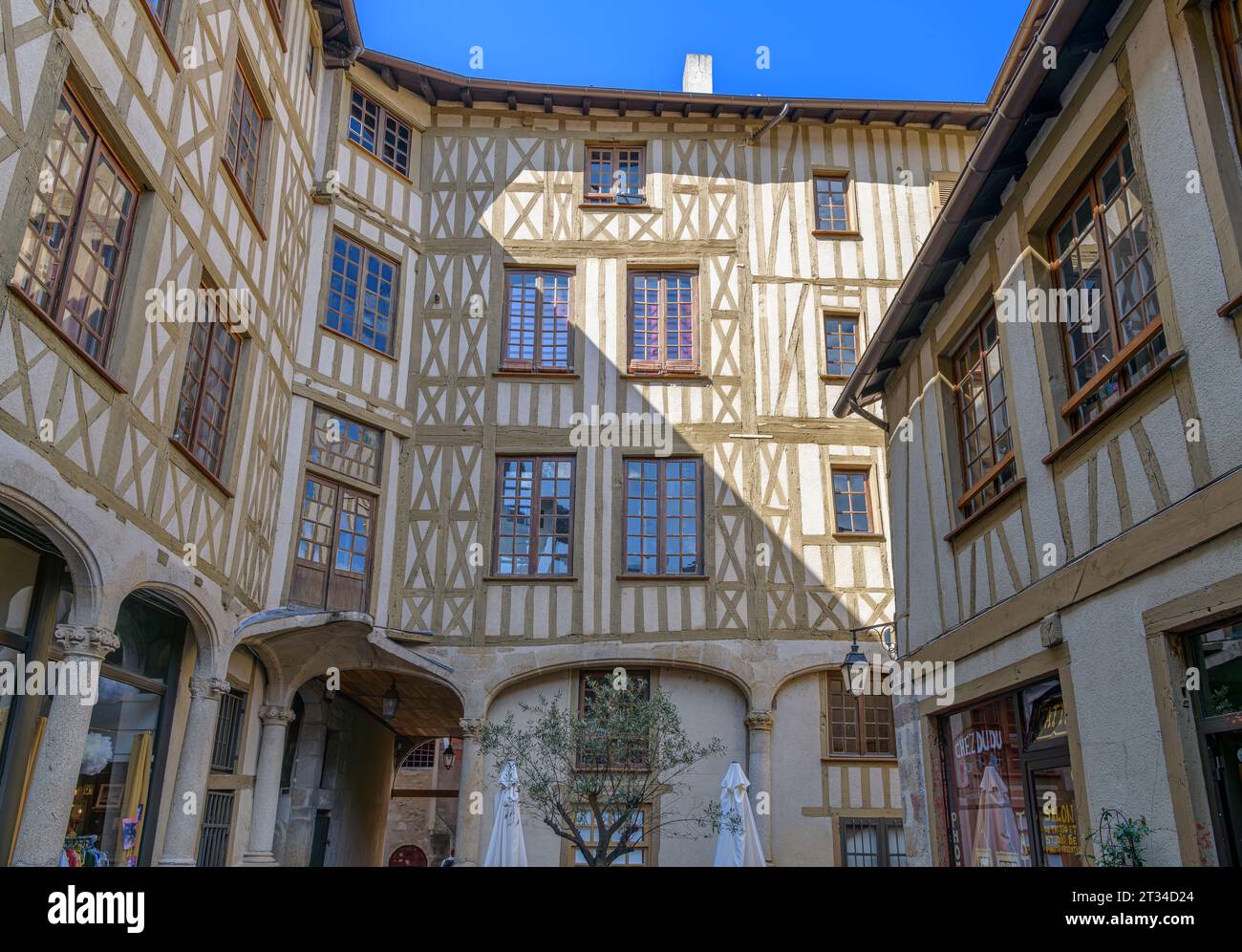 Coeur du temple limoges hi-res stock photography and images - Alamy