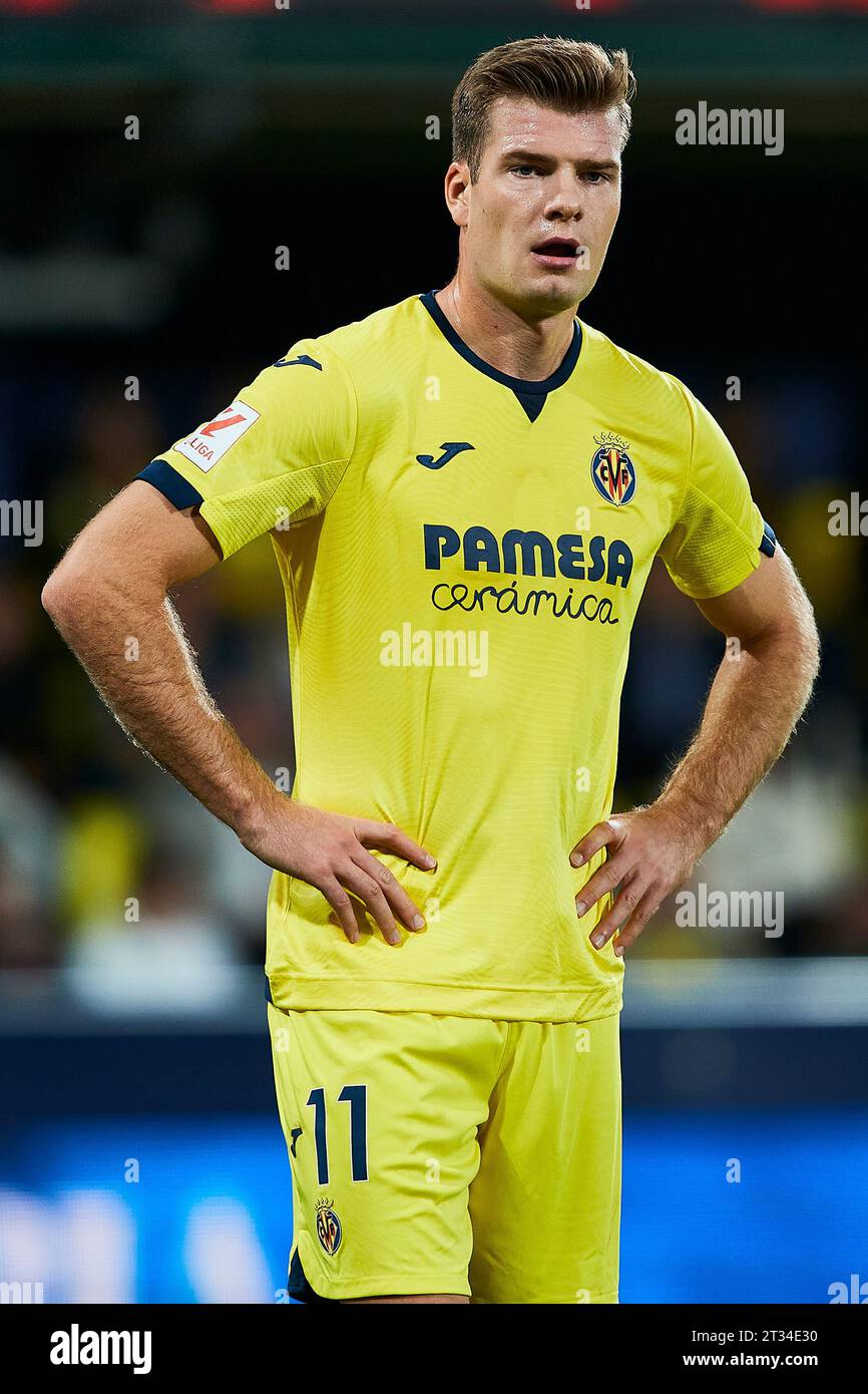 Alexander Sorloth of Villarreal CF reacts during the LaLiga EA Sports ...