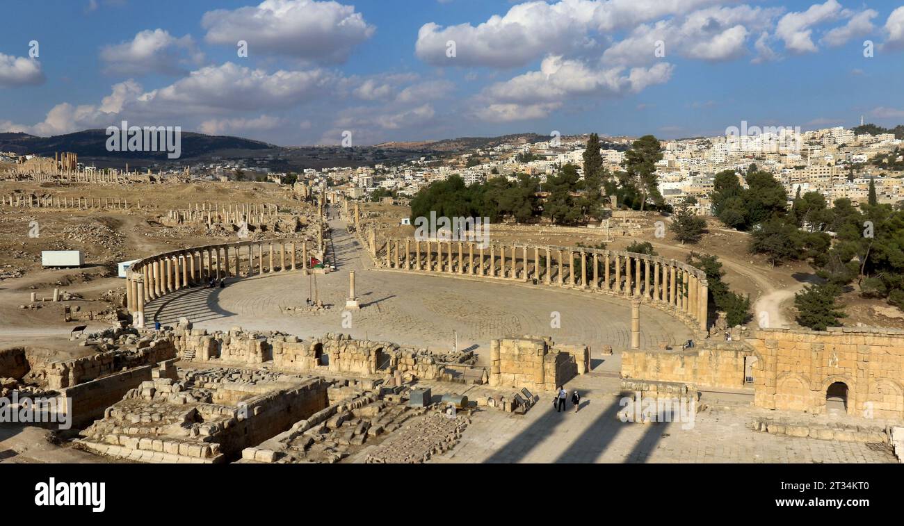 Old buildings, columns and stones in the ancient city of Jerash in ...