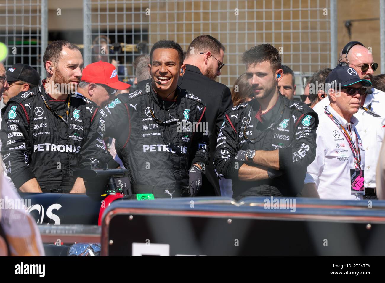 Austin, Usa . 22nd Oct, 2023. Mercedes pit crew right before the ...