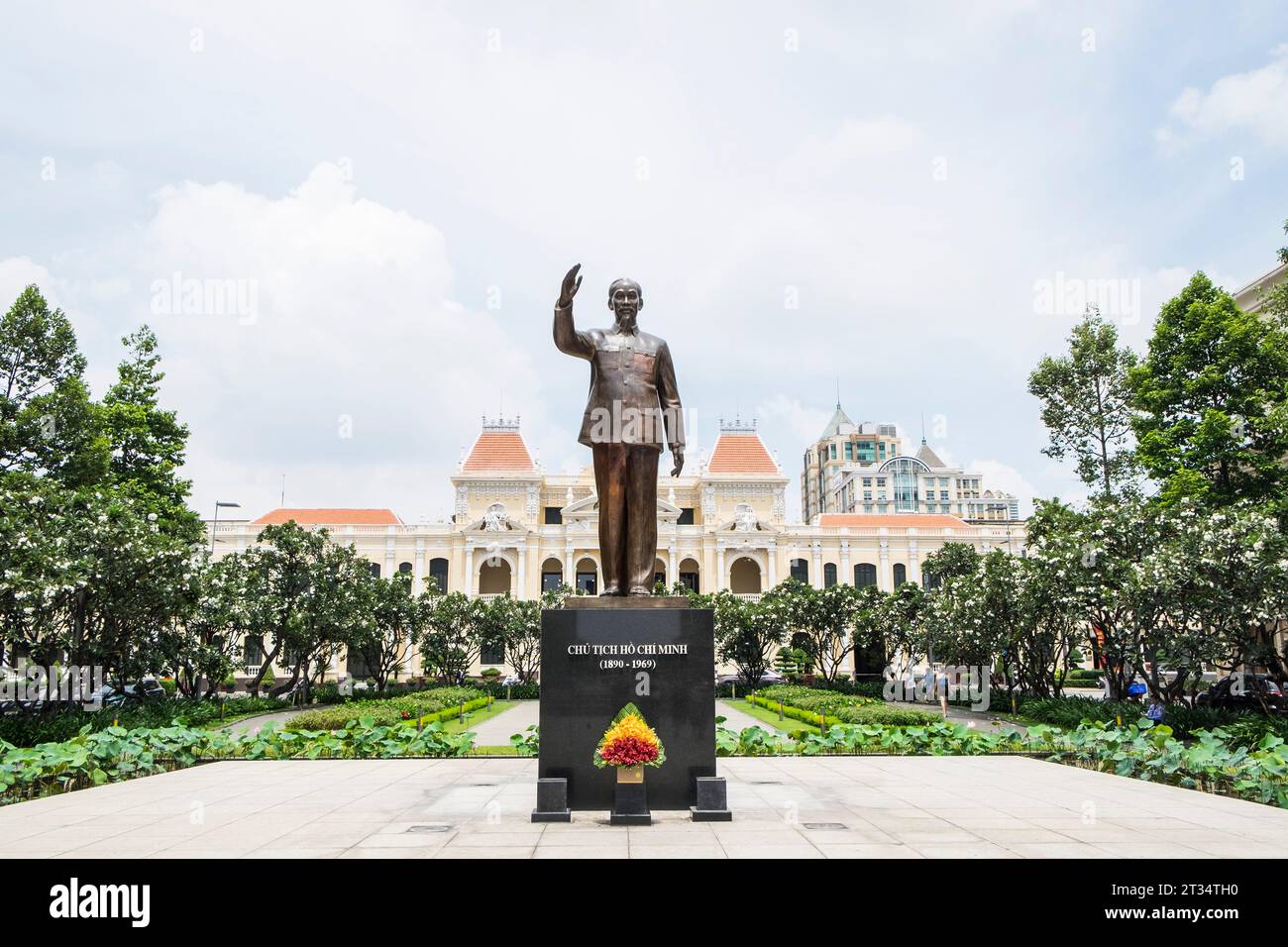 Vietnam, Ho Chi Minh City, Saigon, Statue of Ho Chi Minh in front of ...