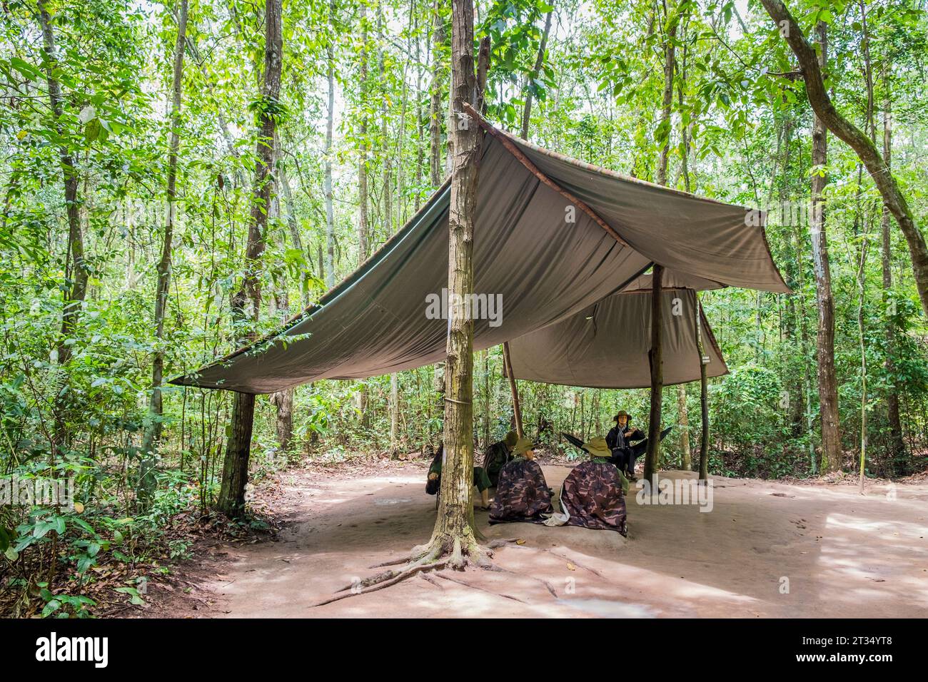 Chi chu tunnel hi-res stock photography and images - Alamy