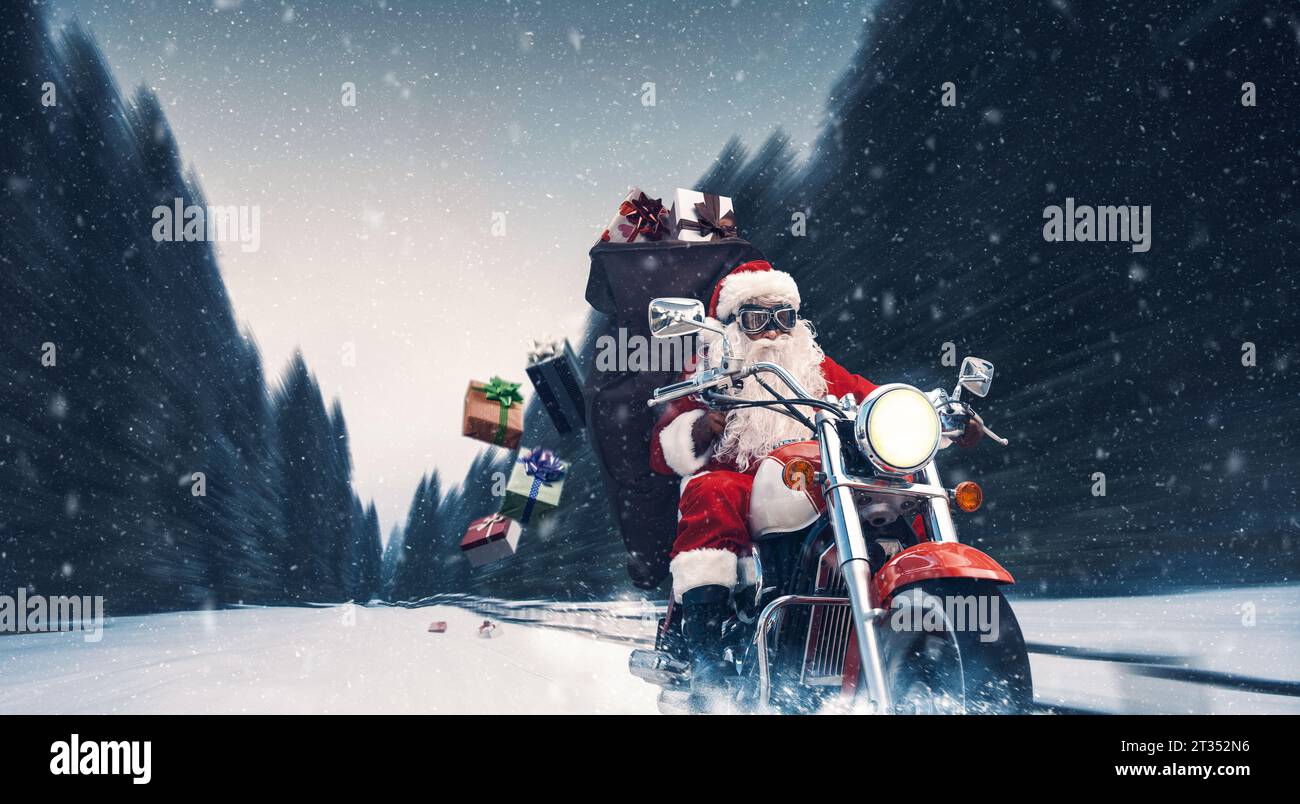 Biker santa hi-res stock photography and images - Alamy