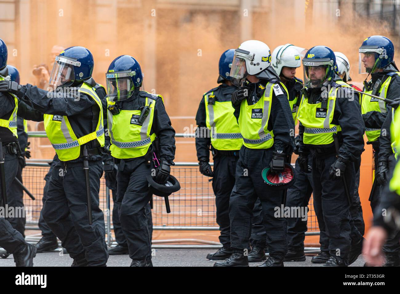Riot police arriving at a Tommy Robinson arrest protest rally, with ...