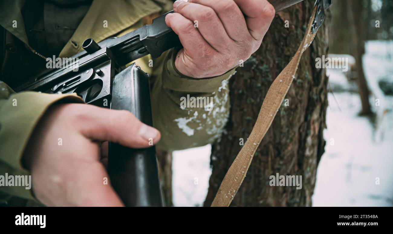 Usa Soldier reloading Old Thompson Sub-machine Gun. Close-up View ...