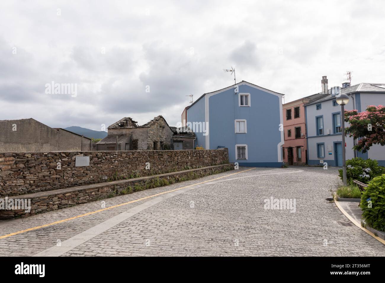 Quaint european village hi-res stock photography and images - Alamy