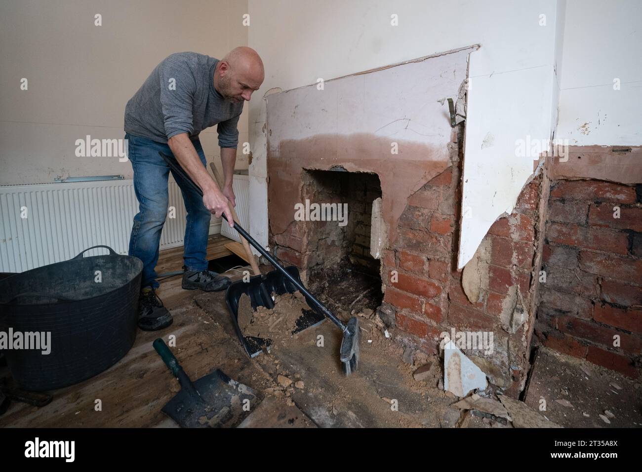 Storm babet chesterfield hi-res stock photography and images - Alamy