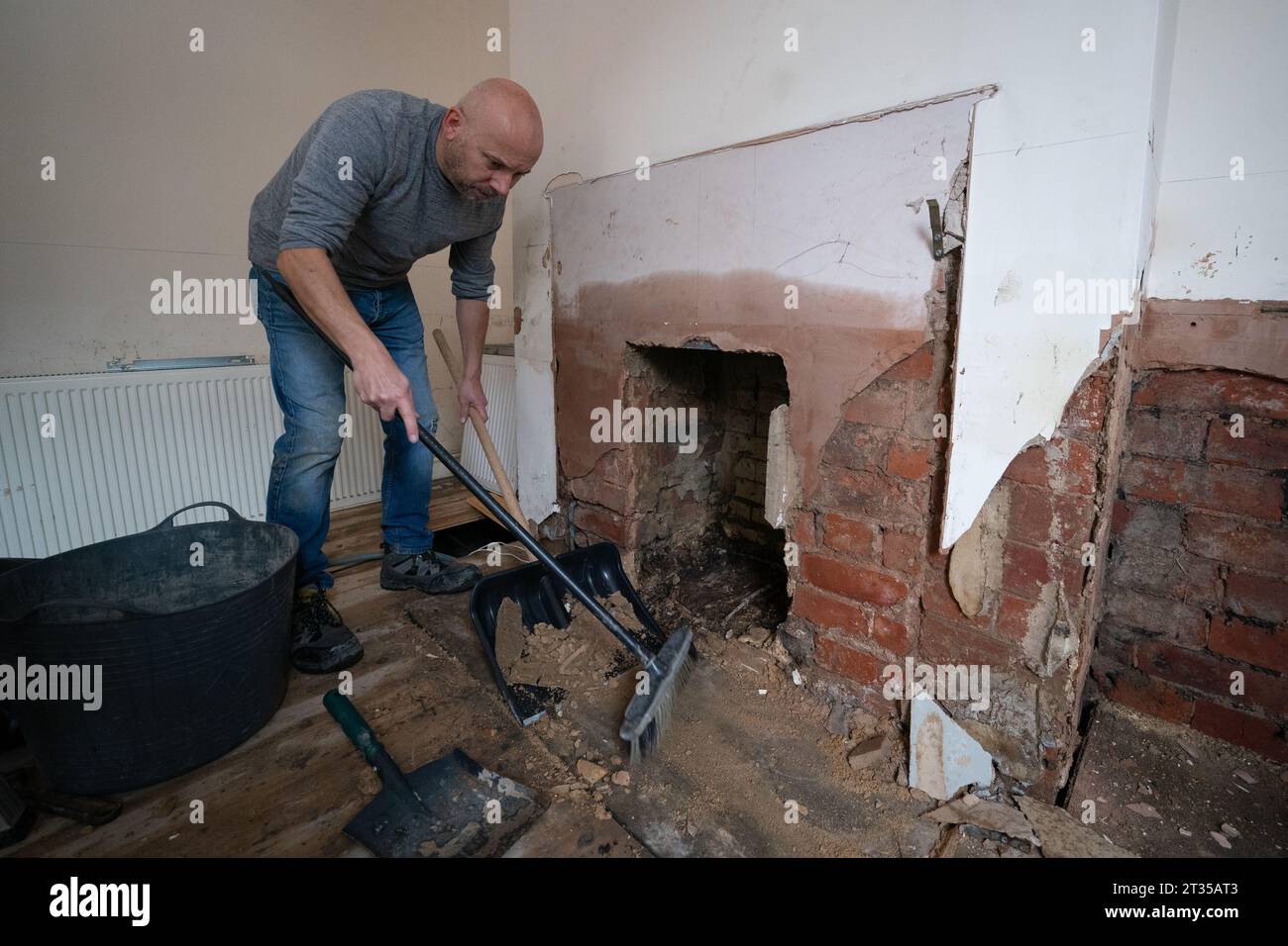 Storm babet chesterfield hi-res stock photography and images - Alamy