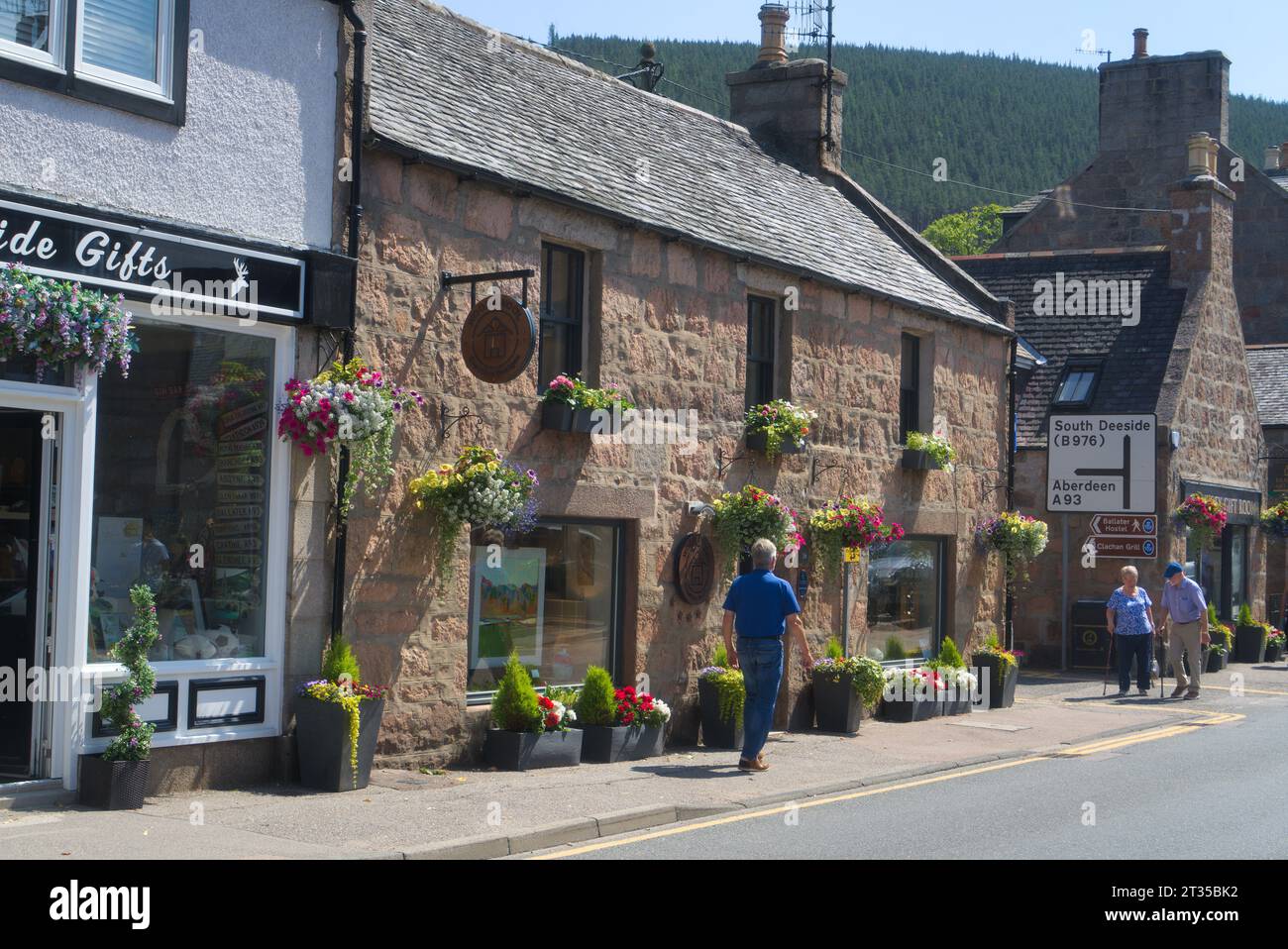 Ballater street hi-res stock photography and images - Alamy