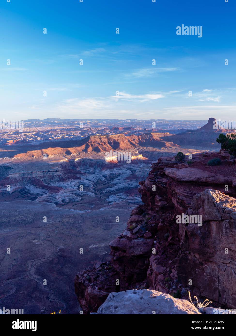 Photograph of Elaterite Butte in Canyonlands National Park from ...