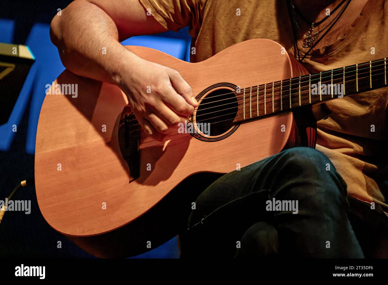 Image of male hands playing acoustic guitar Stock Photo - Alamy