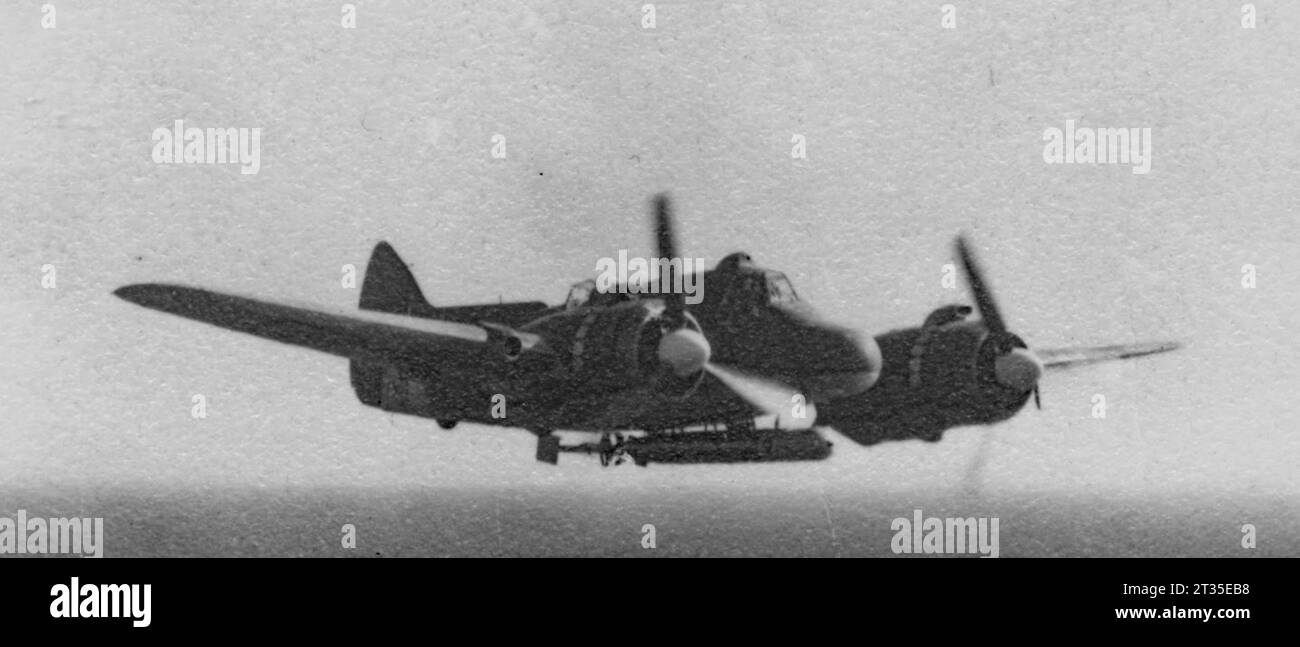 Bristol Beaufighter Mk X torpedo bomber ('Torbeau') of No 32 Squadron ...