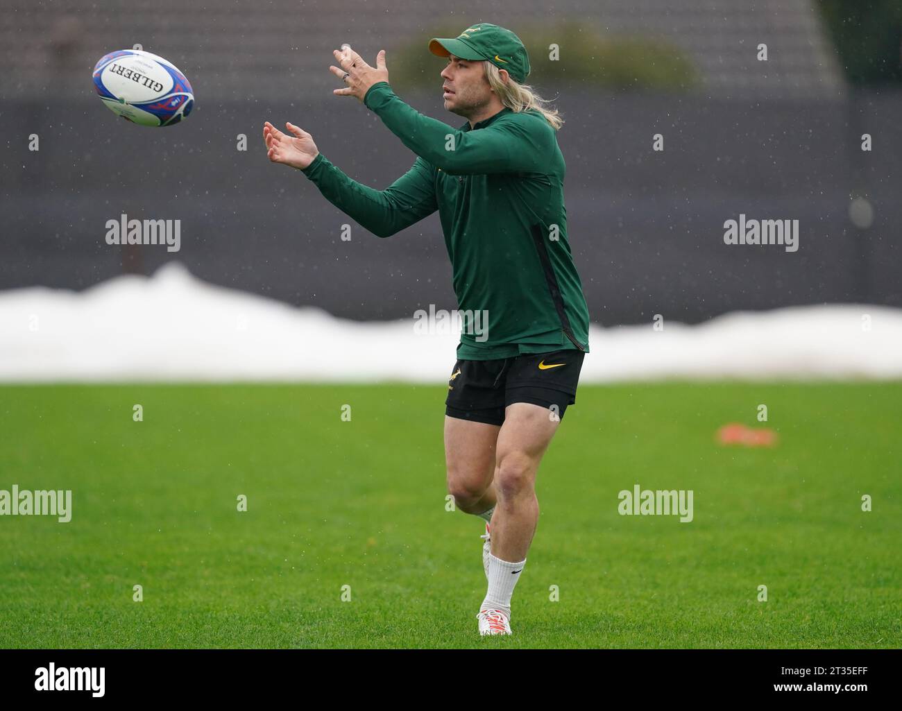 South Africa's Faf de Klerk during a training session at Stade des ...