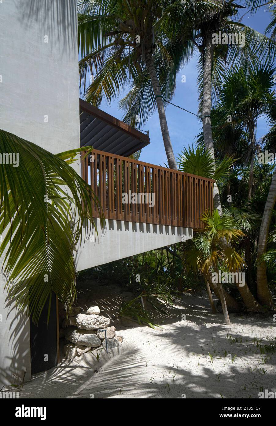 View of house from side. Holiday Home Tulum - Casa Uh K aay, Tulum ...