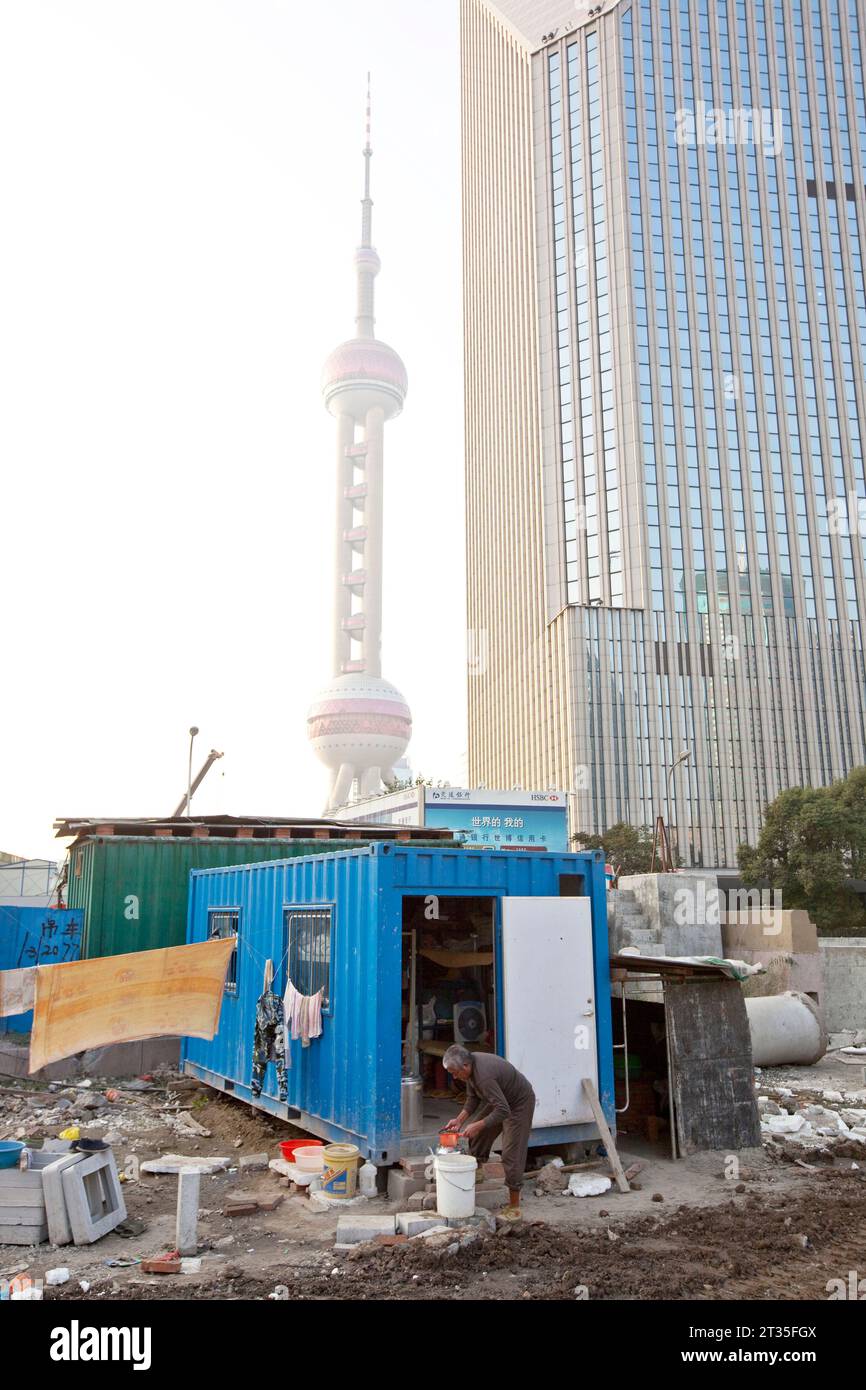 Shanghai tower construction hi-res stock photography and images - Alamy