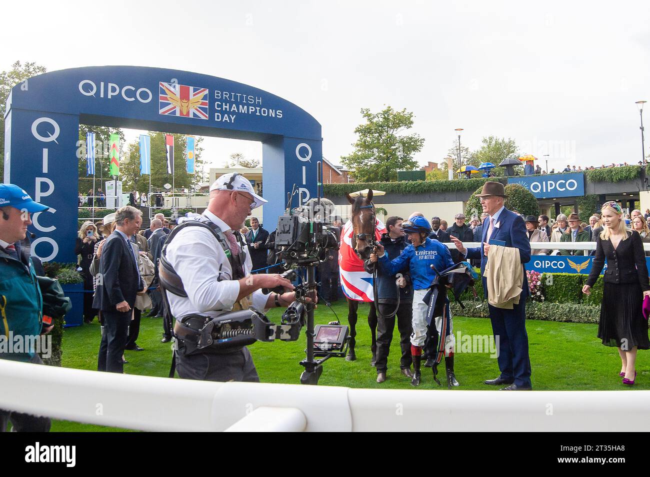 Ascot, Berkshire, UK. 21st October, 2023. Jockey Frankie Dettori ...