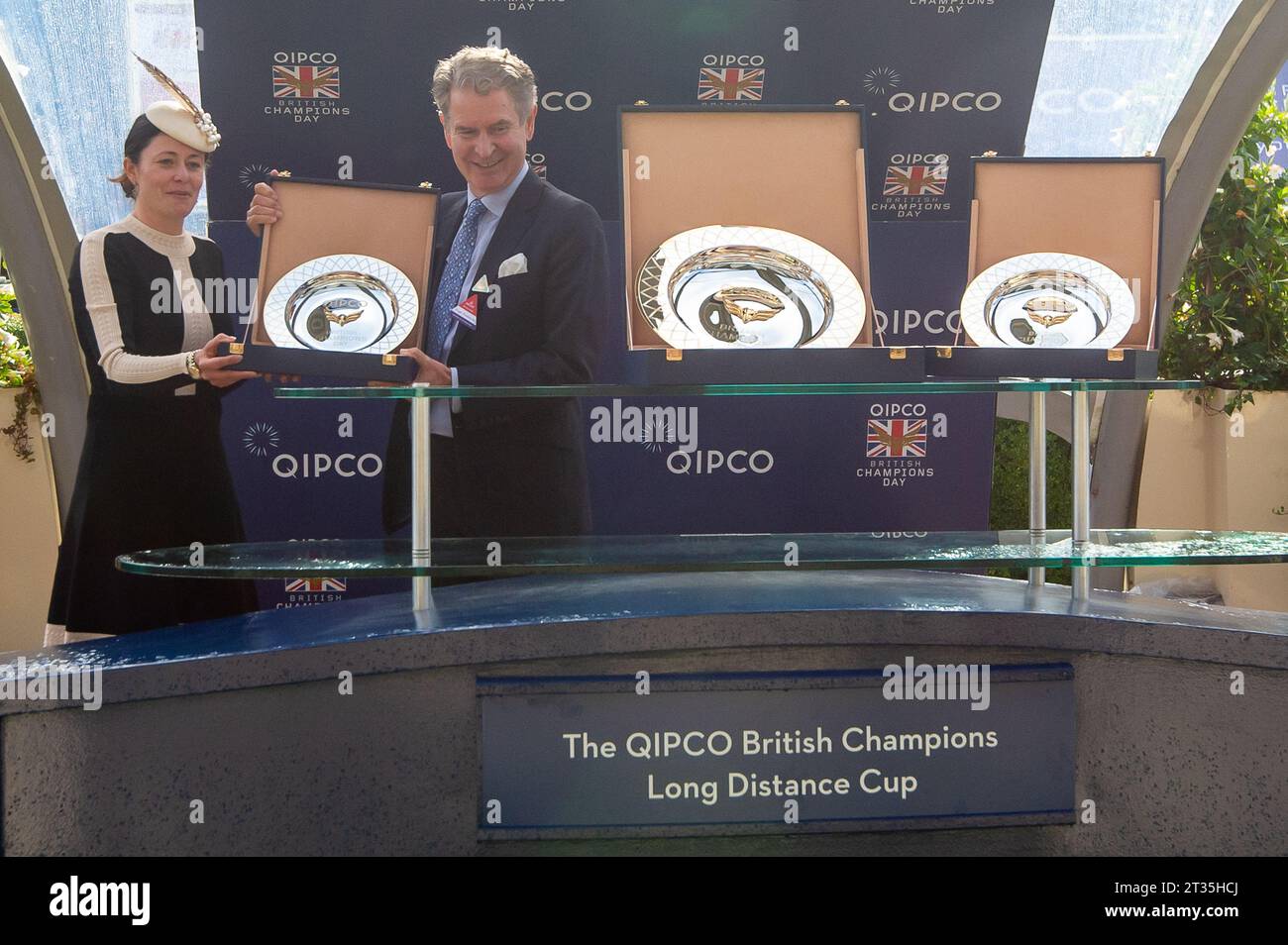 Sporting trophies ascot hi-res stock photography and images - Alamy