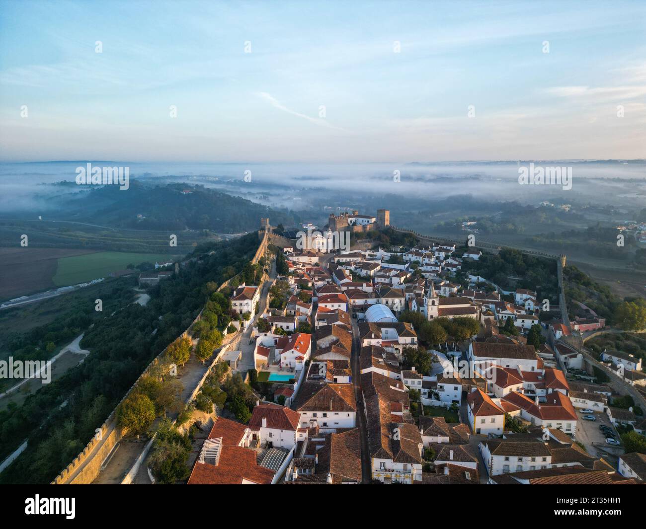 Hazy backdrop of hills hi-res stock photography and images - Alamy