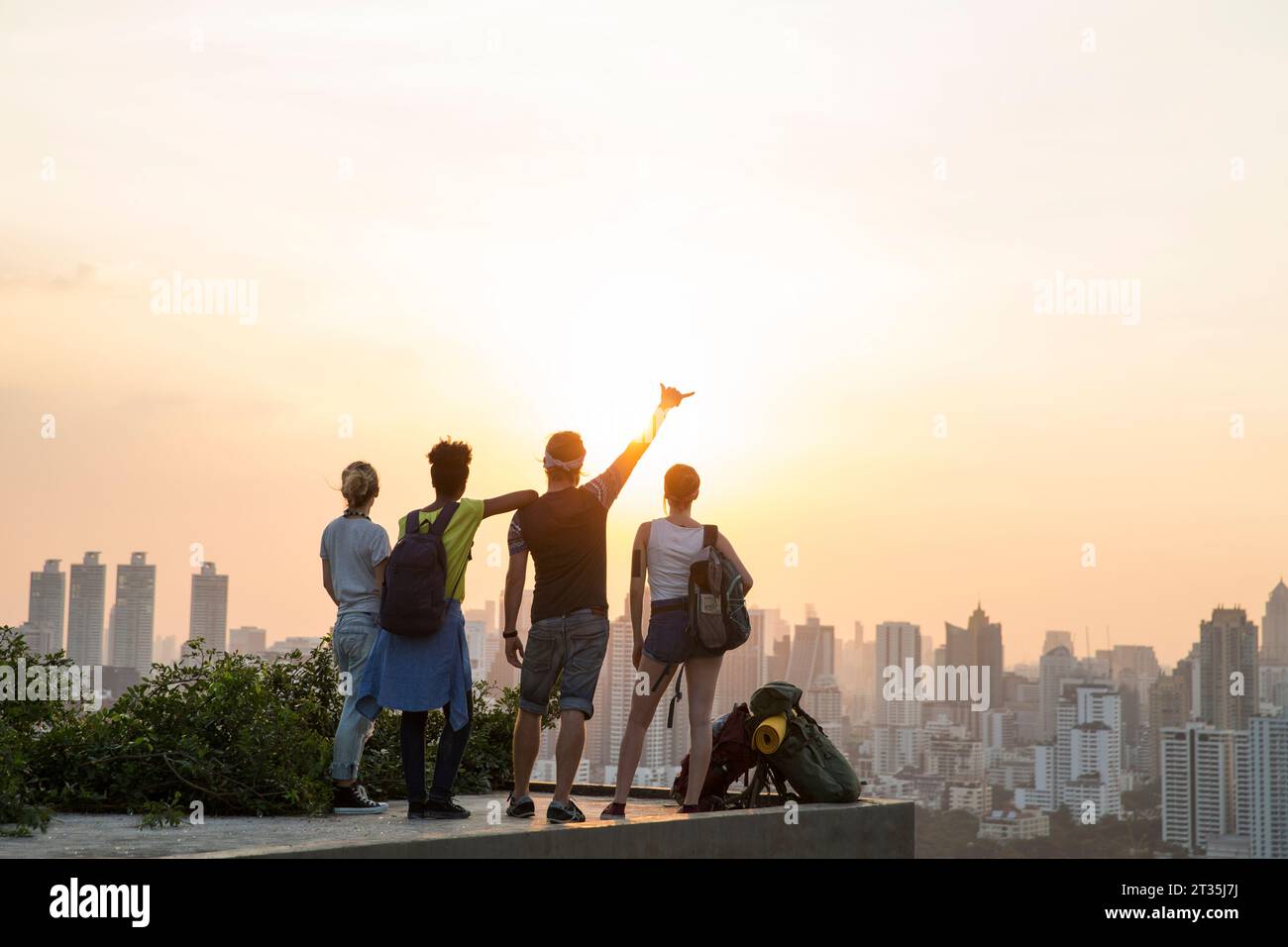 Rooftop sunset view hi-res stock photography and images - Alamy