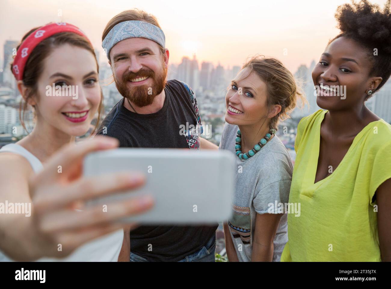 Woman taking selfie friends hi-res stock photography and images - Alamy