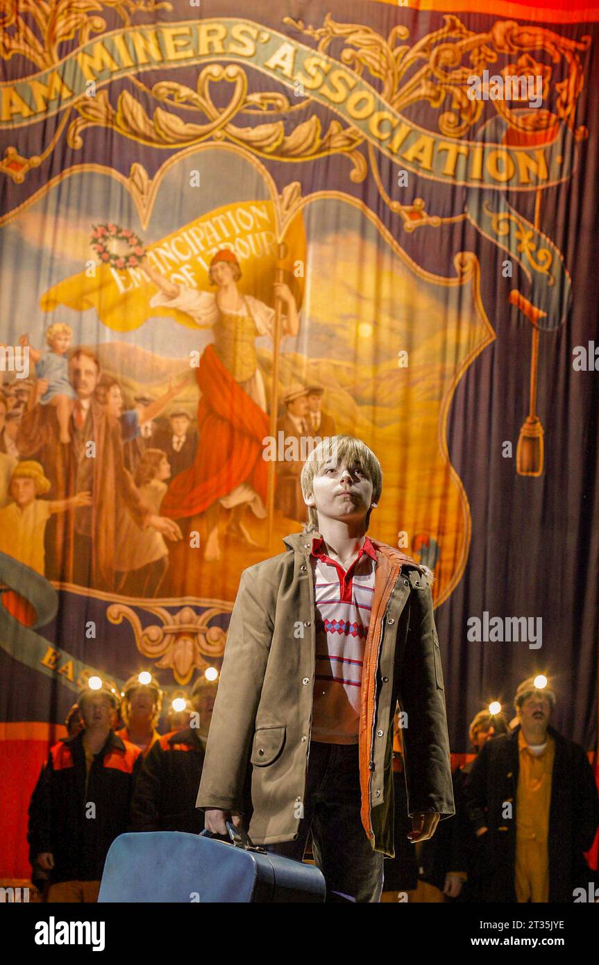 Liam Mower (Billy) in BILLY ELLIOT at the Victoria Palace Theatre ...