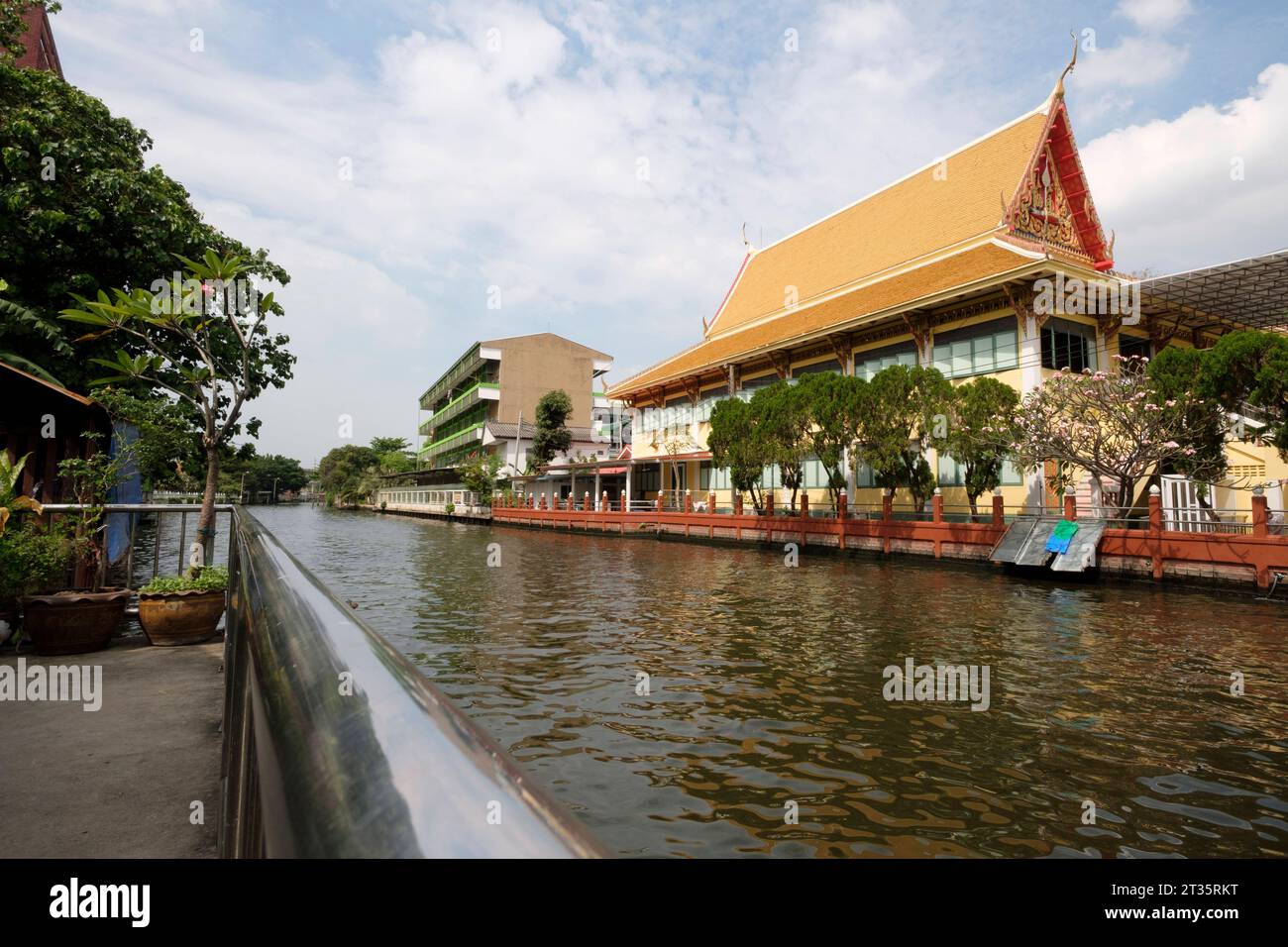 Khlong Dan beim Wat Paknam Phasi Charoen - Thonburi - Bangkok ...