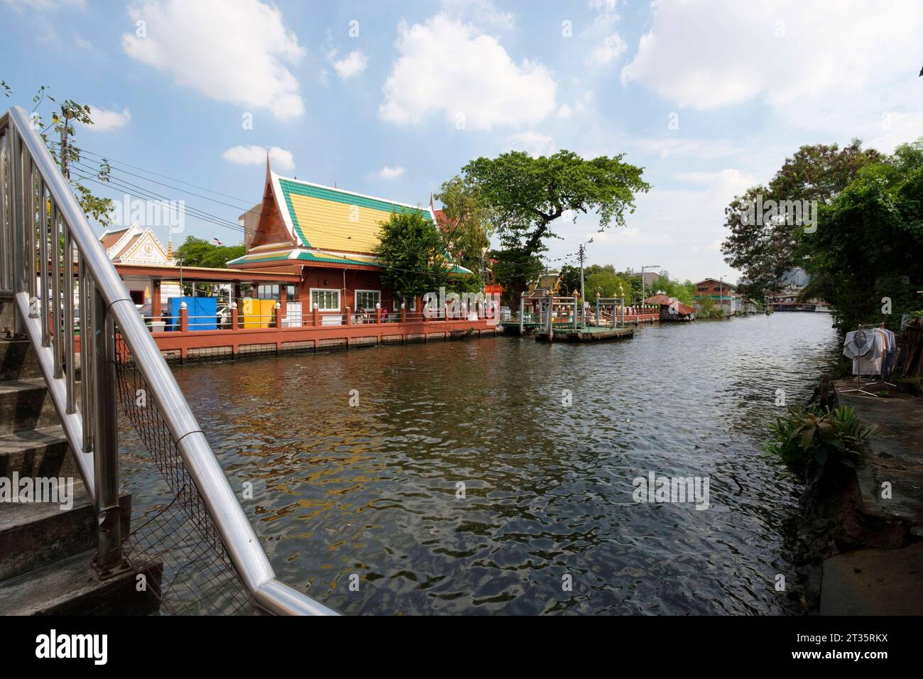 Khlong Dan beim Wat Paknam Phasi Charoen - Thonburi - Bangkok ...