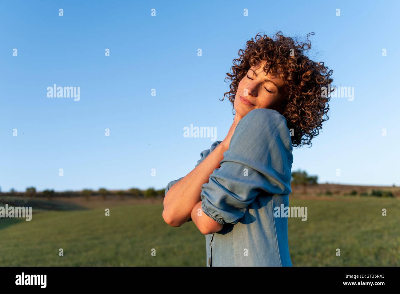 Self smiling hi-res stock photography and images - Alamy
