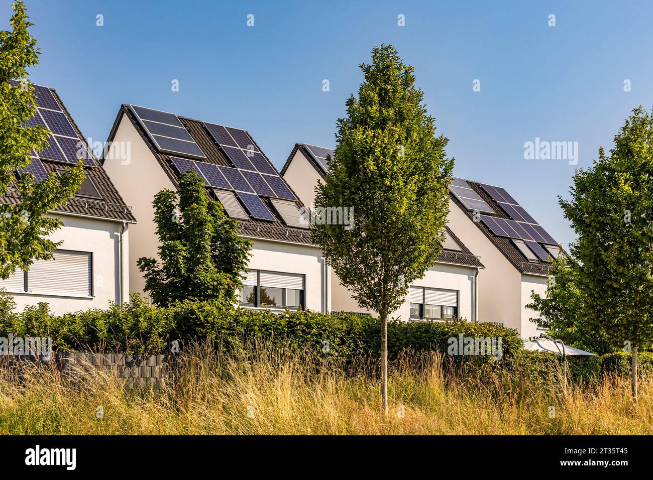 Germany, Baden-Wurttemberg, Modern suburban houses equipped with solar ...